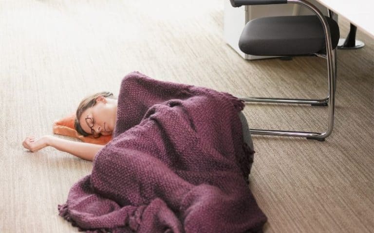 4 Healthy Benefits of Sleeping on the Floor - Healthy Wealthy Skinny